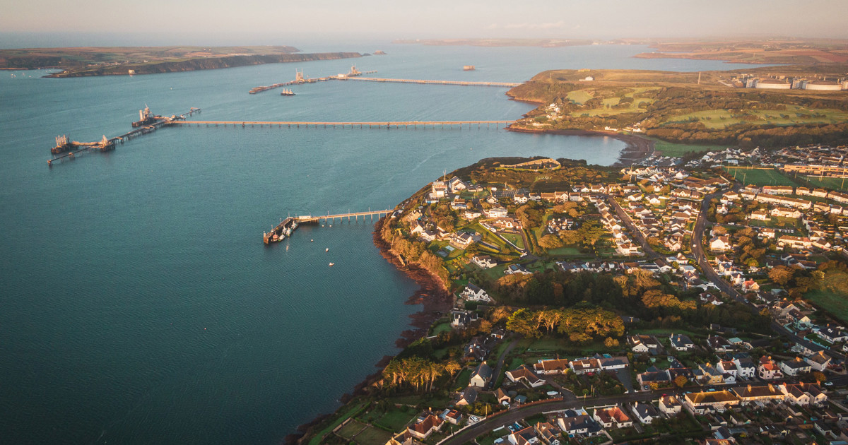 Current Weather in Milford Haven, Pembroke Dock & Mid Channel Rock